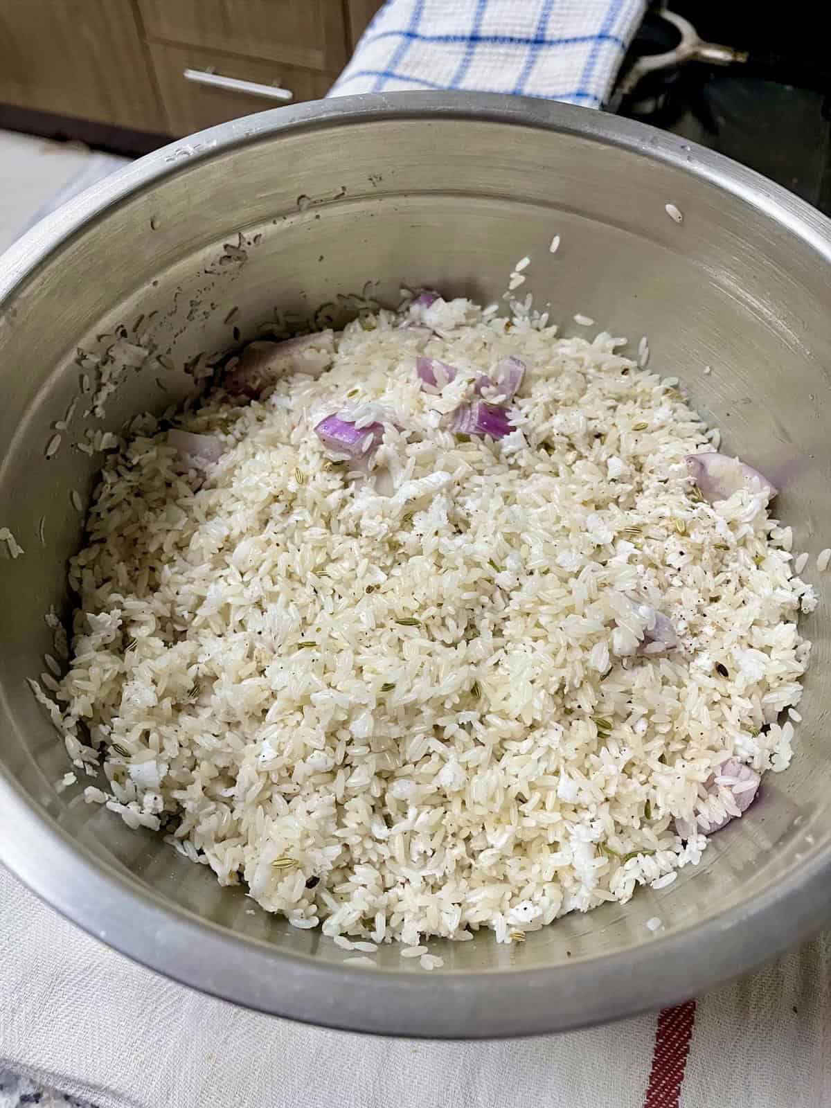Neypathal – Malabar Deep-Fried Rice Bread | butfirstchai.com