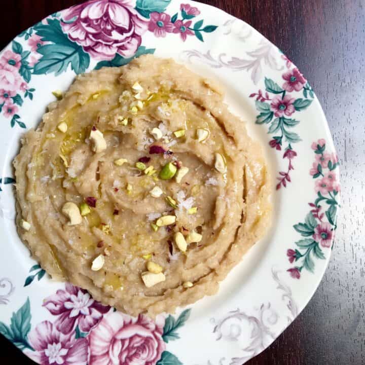 Bahraini Khabees | Toasted Flour Sweet | butfirstchai.com