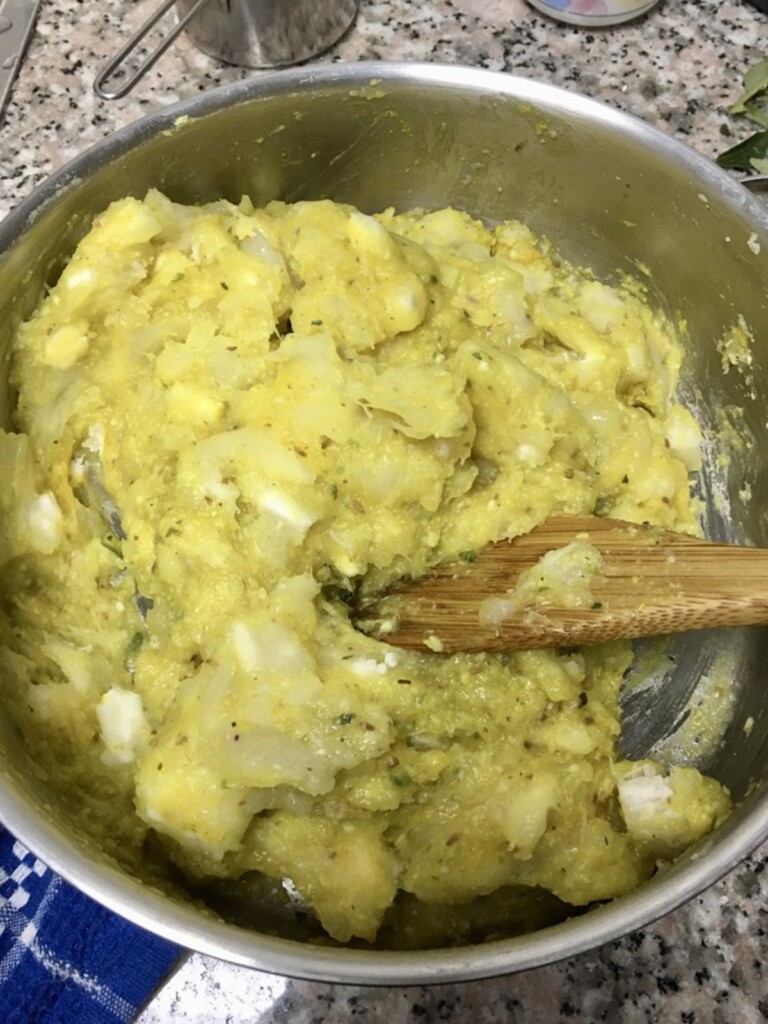 Kappa Puzhukku | Mashed Cassava in Spicy Coconut | butfirstchai.com