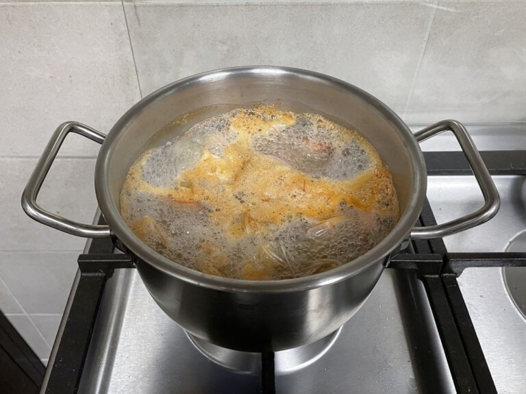 Machboos Rubyan (Prawns and Rice) | butfirstchai.com