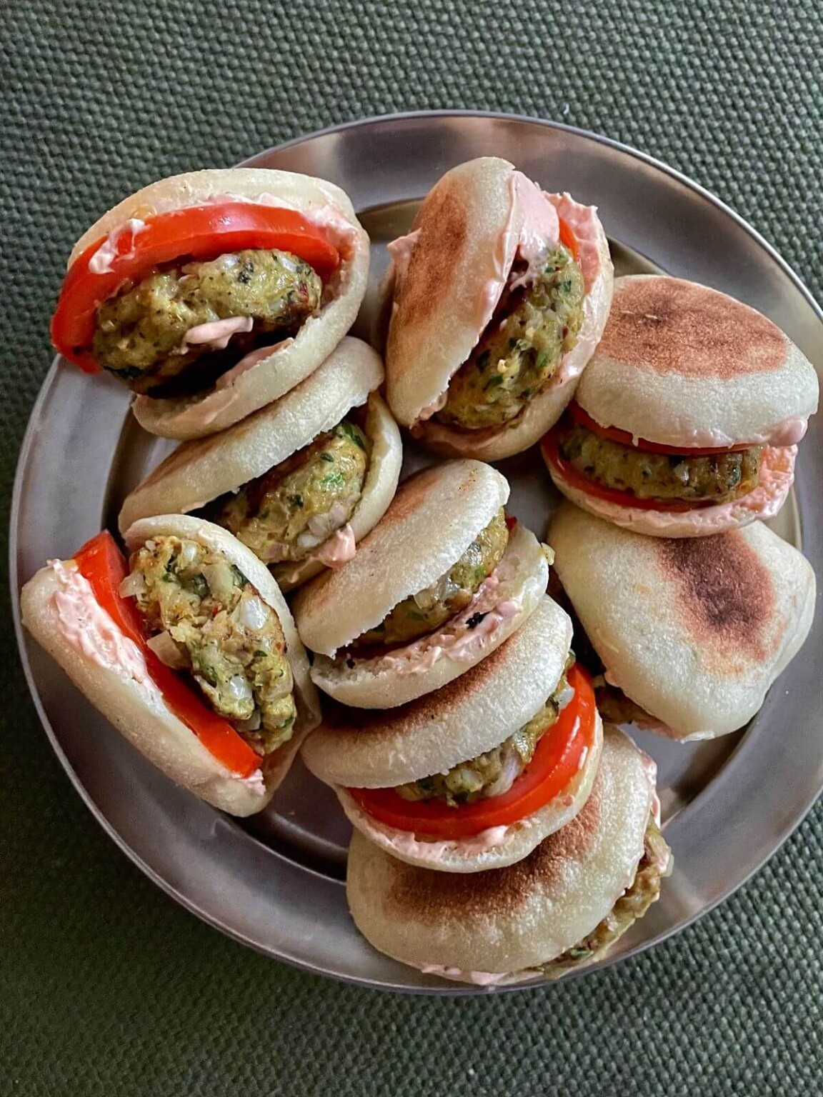 Batbout | Moroccan Pita bread | butfirstchai.com